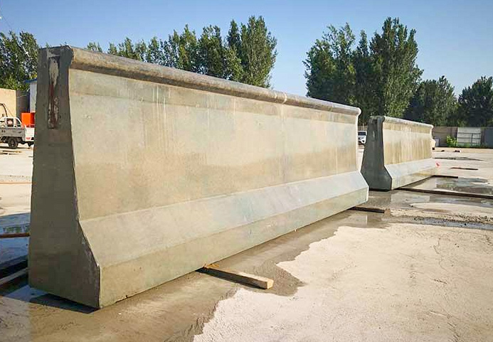 Precast Concrete Jersey Barrier Mould - Mana Precast Solutions